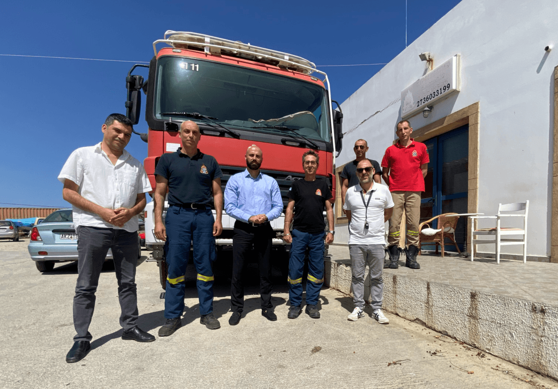 Ζαχαρίας Σουρής: Το Πυροσβεστικό κλιμάκιο Κυθήρων επισκέφτηκε ο ...