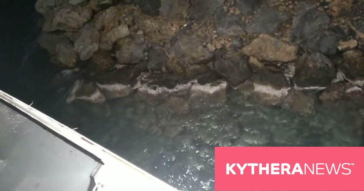 Το Aqua Jewel προσάραξε στον κυματοθραύστη του λιμένα Διακοφτίου (UPD ...